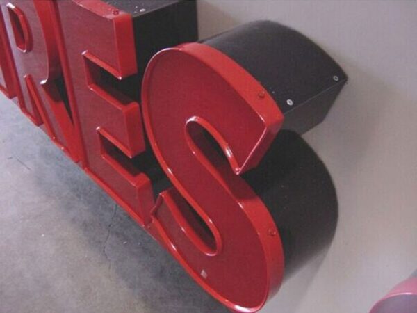 Trim Cap Letter - LITASIGN