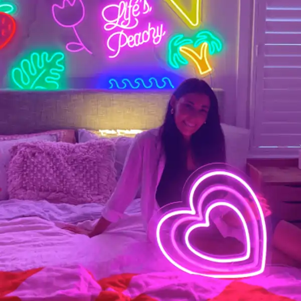 Placa de nome LED personalizada - LITASIGN